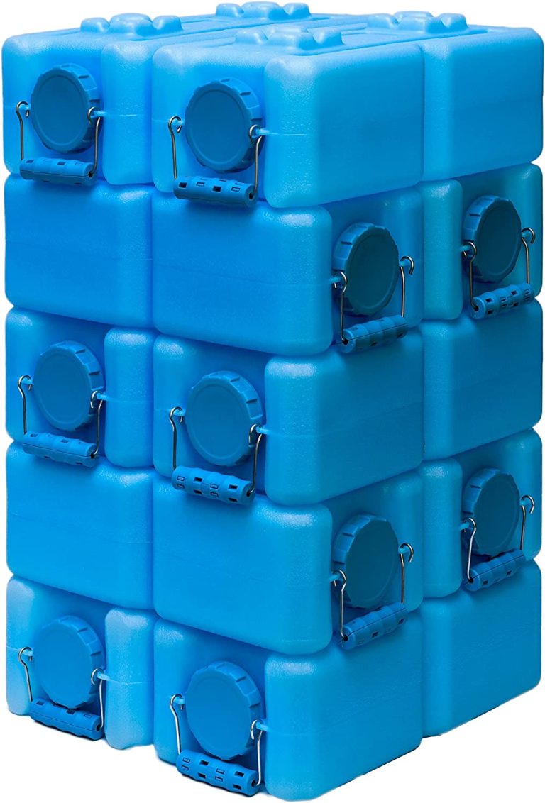 9 Best Water Storage Containers for Preppers in 2025